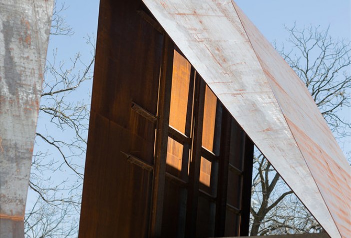 Part sculpture, Landscape and restroom. Lady Bird Loo, by Mell Lawrence ...