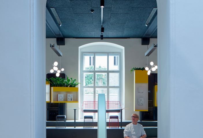 Reformar el museo. «ART DESIGN FASHION» en la Galería Moravian en Brno ...