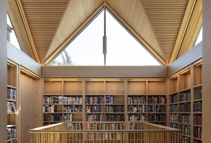 The New Library, Magdalene College winner of RIBA Stirling Prize 2022 ...