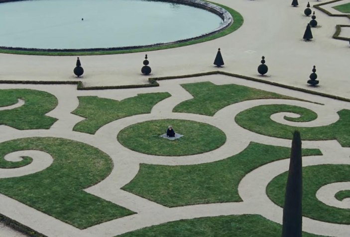 A walk through Versailles. Catch Yourself Falling by Nicolas Godin ft ...