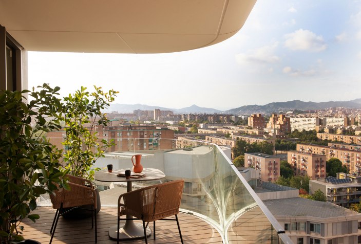 Antares, Altitude with Attitude. A 30 story tower of luxury living in ...
