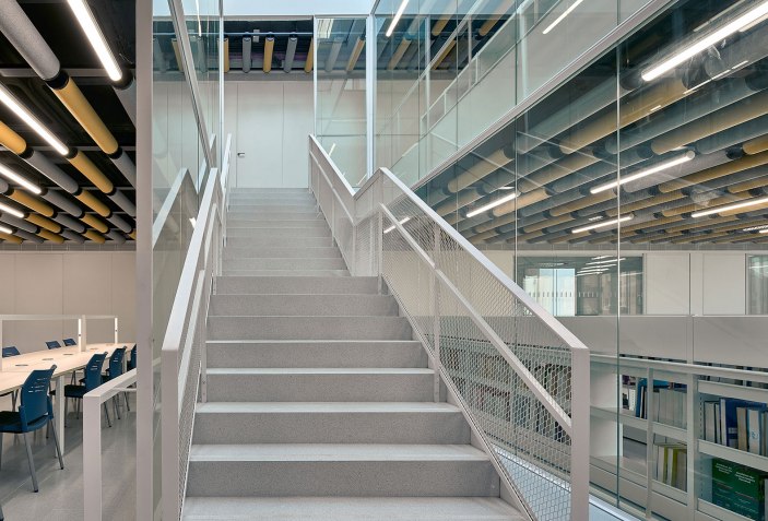 Reversible architecture. Library of the Algeciras Bay Campus of the ...