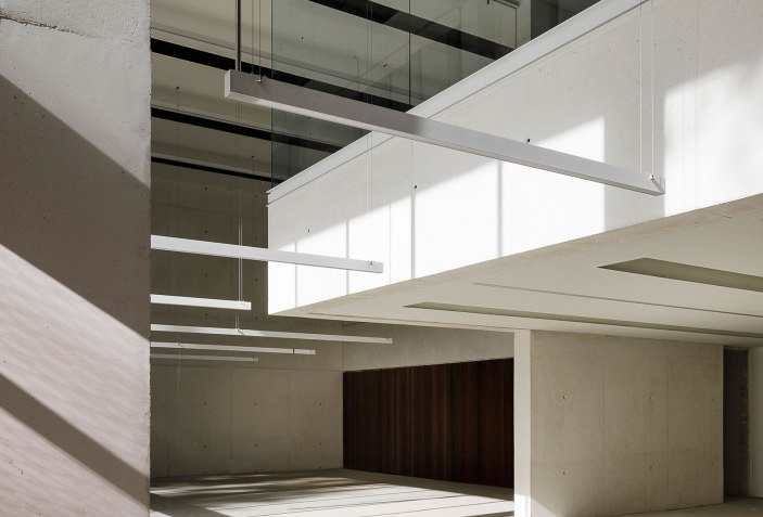 Continuation of landscape boundaries. Córdoba Public Library by Paredes ...