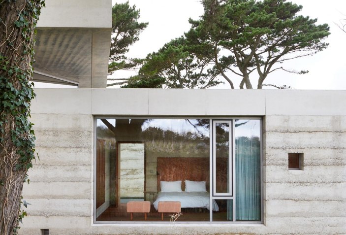 The Secular Retreat, a masterpiece in the UK, designed by Peter Zumthor ...