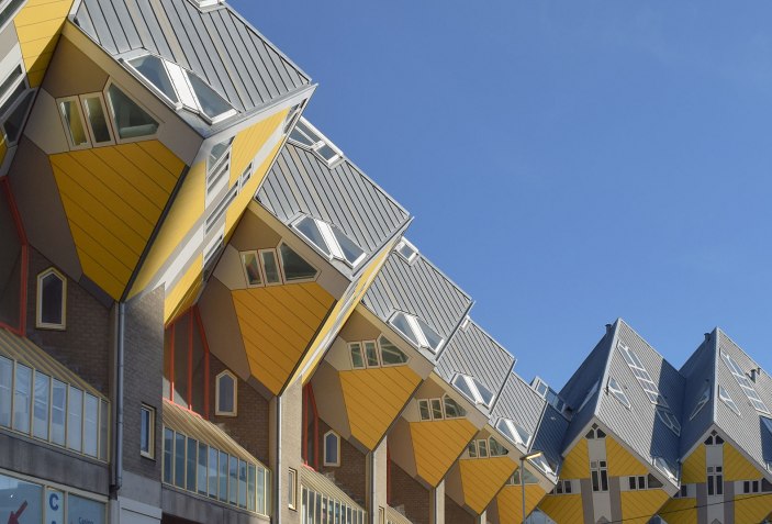 Residential urban forest in the heart of Rotterdam. Kubuswoningen by ...