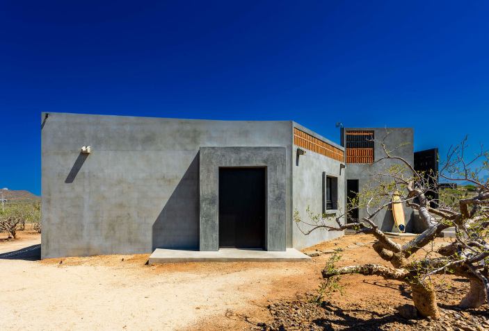Una vivienda en conexión constante con el paisaje. Casa que da por Red ...