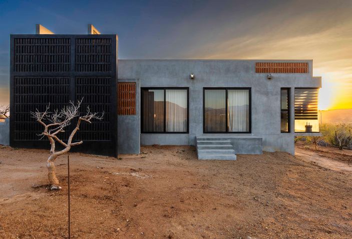 Una vivienda en conexión constante con el paisaje. Casa que da por Red ...