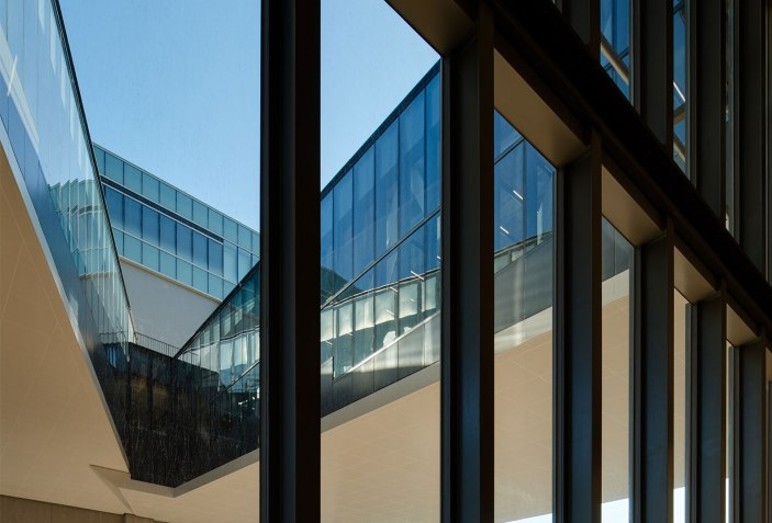A vertical campus. Chu Hai College by Rocco Design Architects | The ...