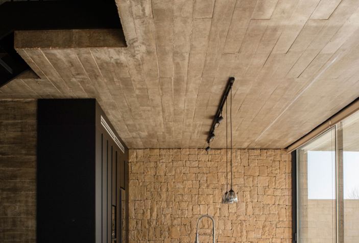 Among the orchard and the city. Rubio House by Carles Faus Architecture ...