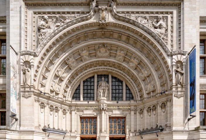 V&A Cromwell Road, rediseña de la entrada principal por Sam Jacob ...