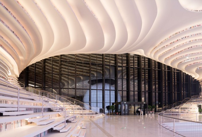 The eye of books. Tianjin Binhai Library by MVRDV / TUPDI | The ...
