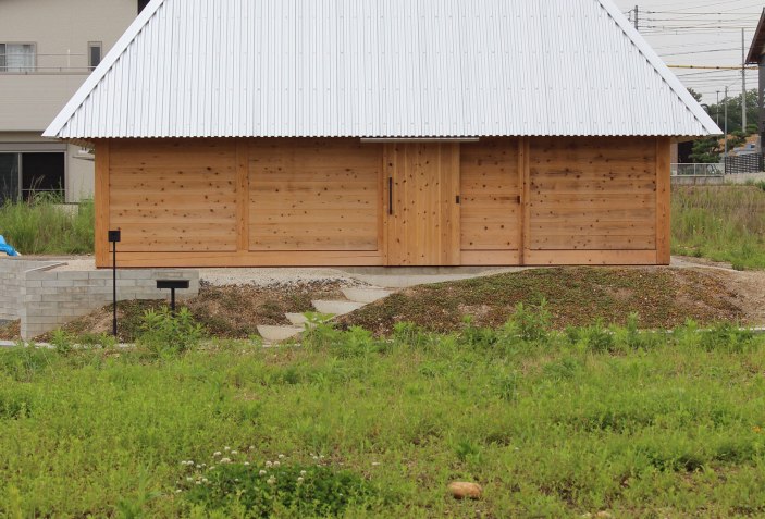 Construction method "Itakura". Togoku House by Tomoaki Uno Architects ...