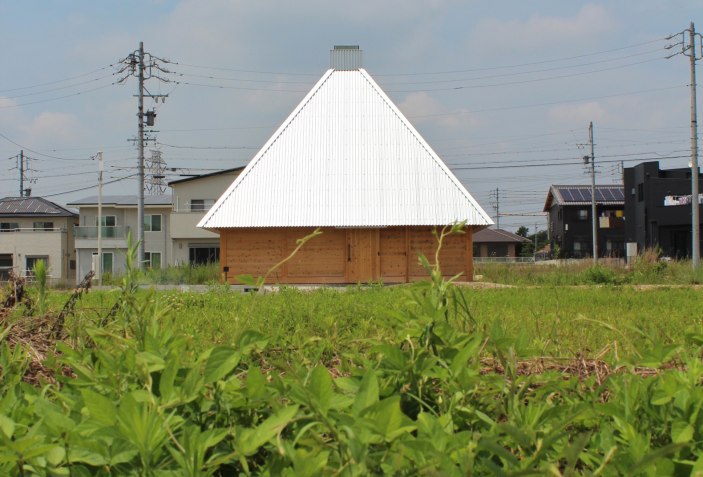 Construction method "Itakura". Togoku House by Tomoaki Uno Architects ...
