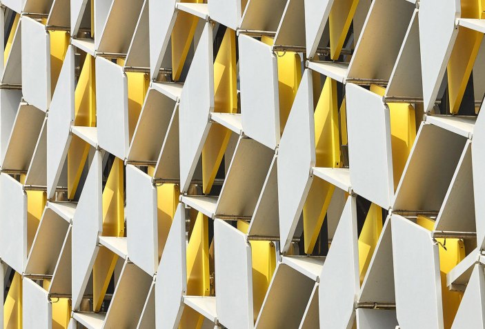 UNStudio completes Shanghai mall designed as 'vertical public square ...