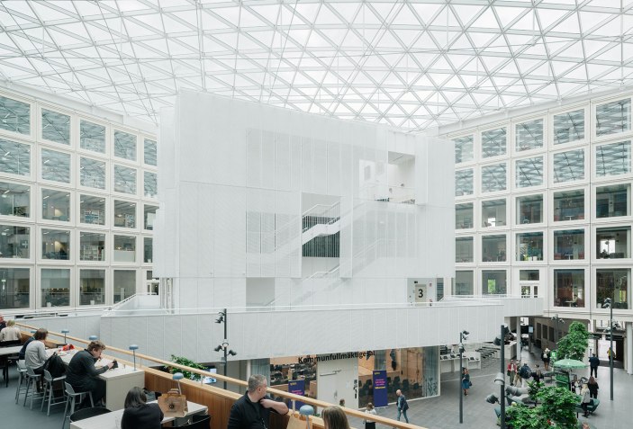 The renovation of an unfinished building. Uppsala Town Hall by Henning ...