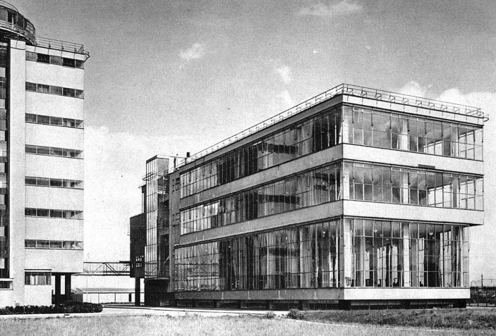 The New Objectivity. Van Nelle Fabriek by Brinkman & Van der Vlugt ...