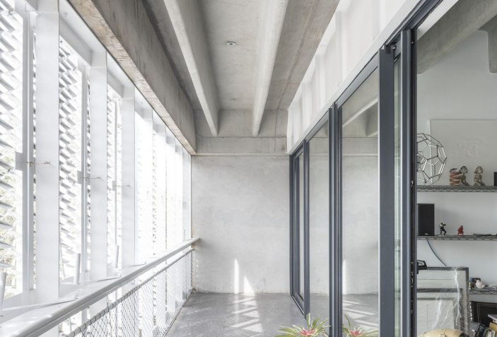 Scale and density exercise. DSP apartment building in Santiago by ...