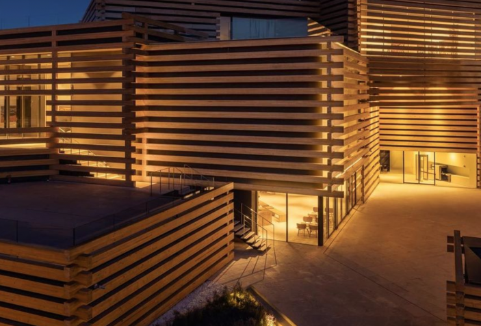 From wood market to cultural area. Opening of Kengo Kuma's Odunpazarı ...