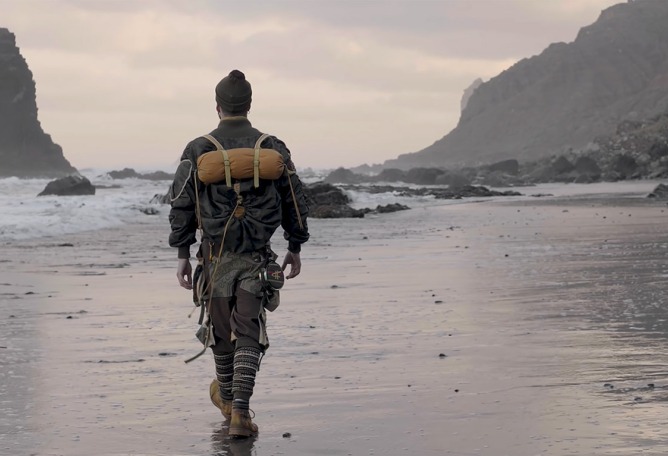 Criticism of the tourist overcrowding on the island of Tenerife. Bouvet ...