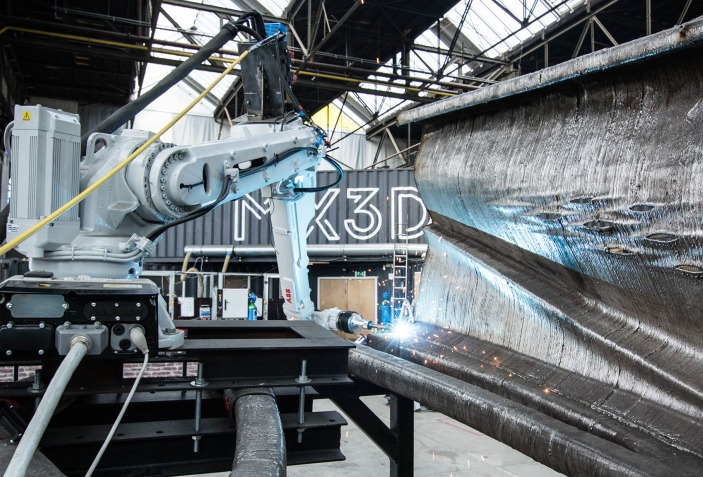 World’s first 3D-printed steel footbridge opened in Amsterdam | METALOCUS