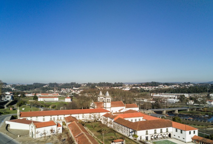 The new Abade Pedrosa Museum by Álvaro Siza and Eduardo Souto de Moura ...