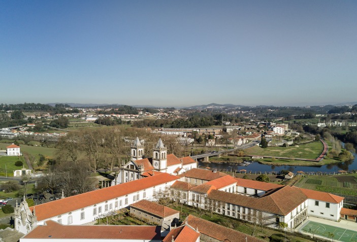 The new Abade Pedrosa Museum by Álvaro Siza and Eduardo Souto de Moura ...