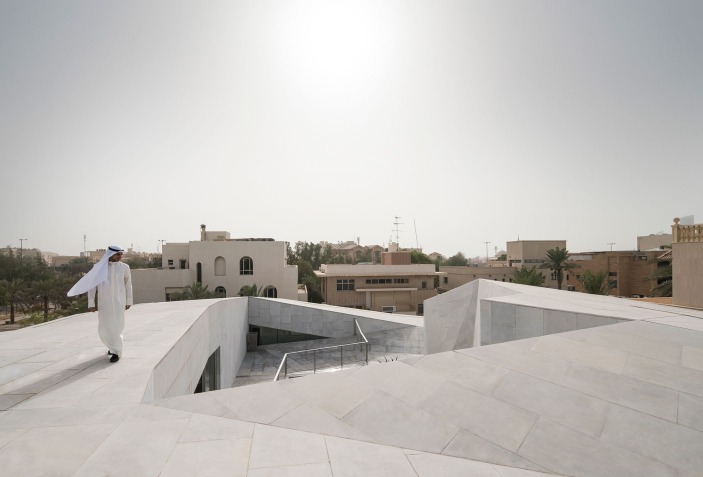 A house vs rock. Rock House by AGi Architects | METALOCUS