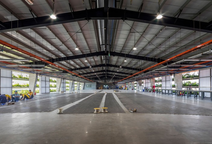 Fully open. Jakob Factory by rollimarchini architekten + G8A Architects ...