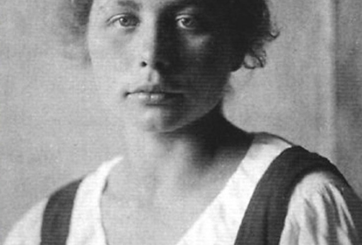 Gunta Stölzl, profesora y directora del taller textil de la Bauhaus ...