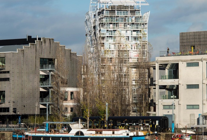 Residential Tower in La Confluence. Ycone by Ateliers Jean Nouvel ...
