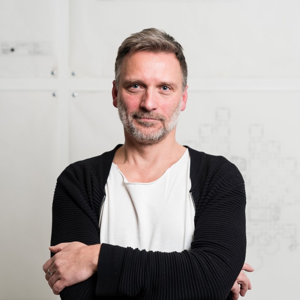 RO_AR architects | METALOCUS